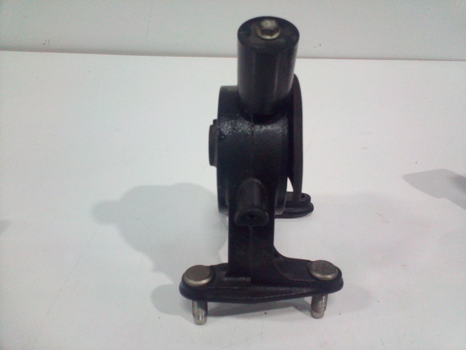 Mount Rav4 Toyota 2017