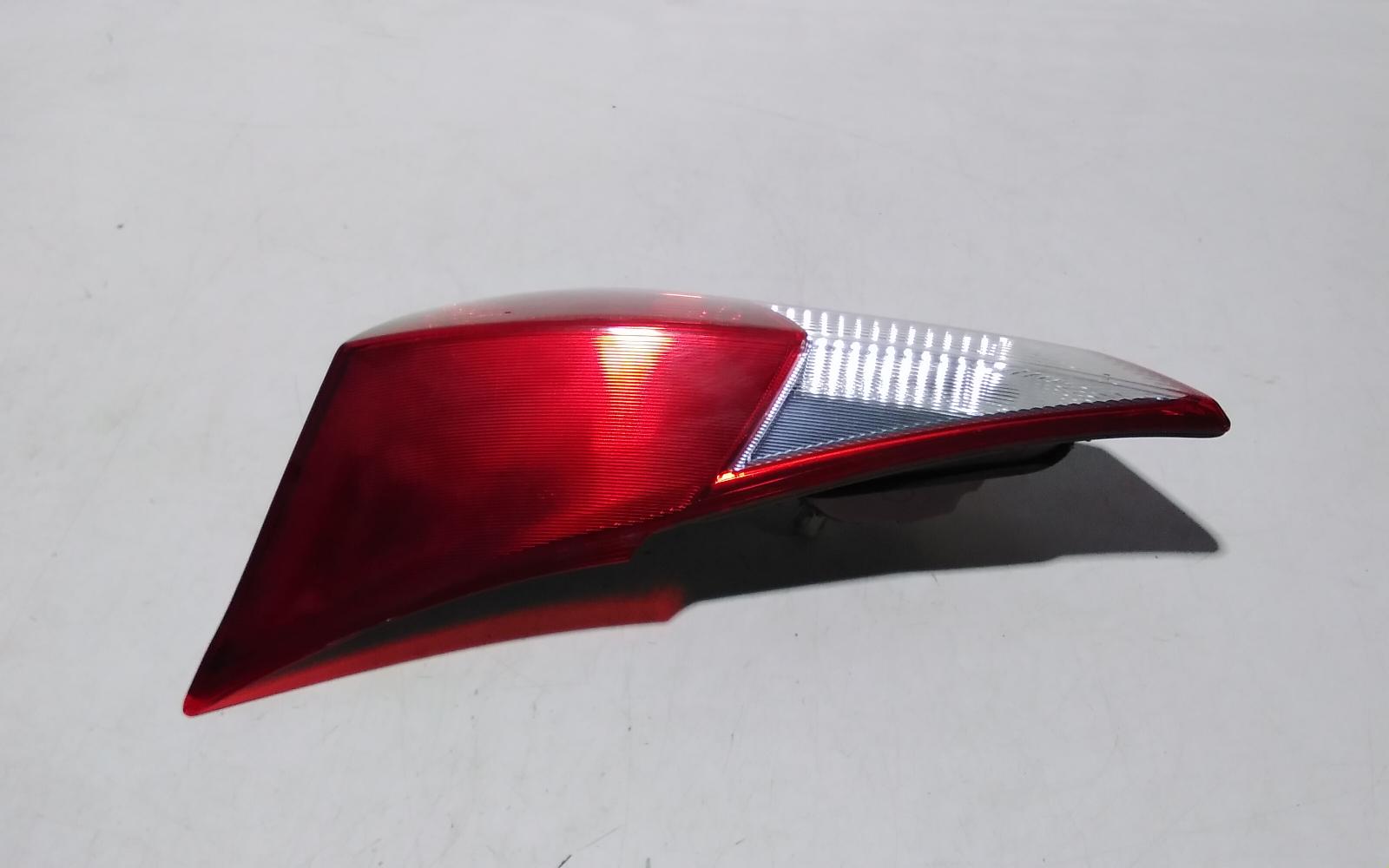 Rear Garnish Rav4 Toyota 2014