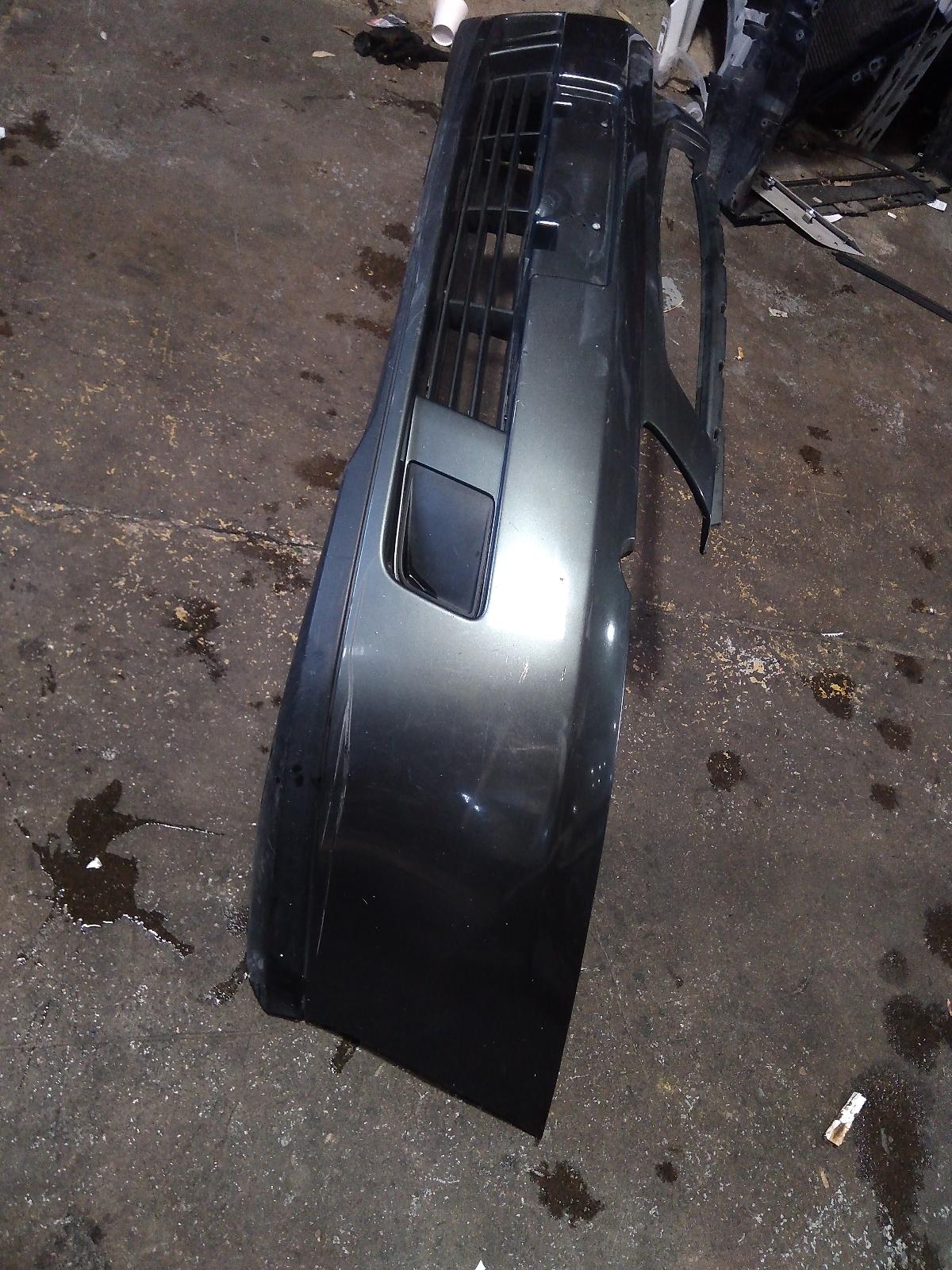 Front Bumper Commodore Holden 2003