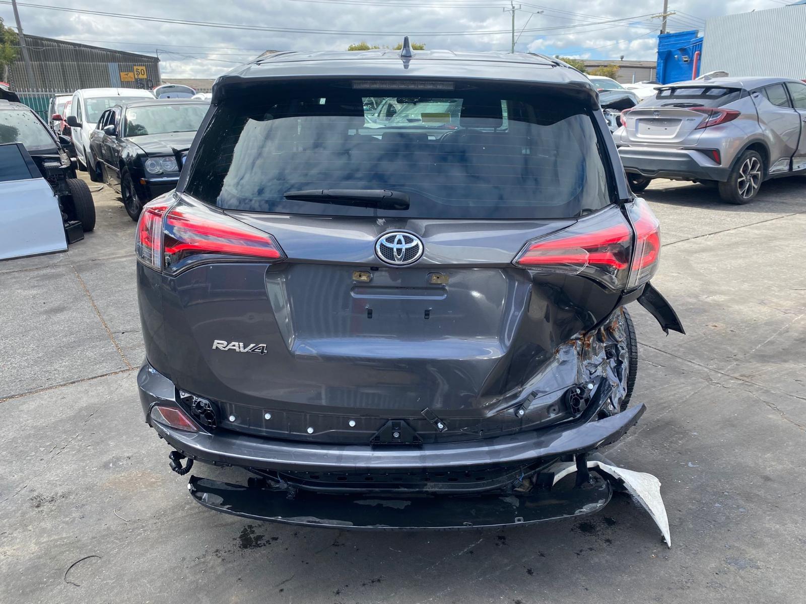 Left Front Lower Control Arm Rav4 Toyota 2017