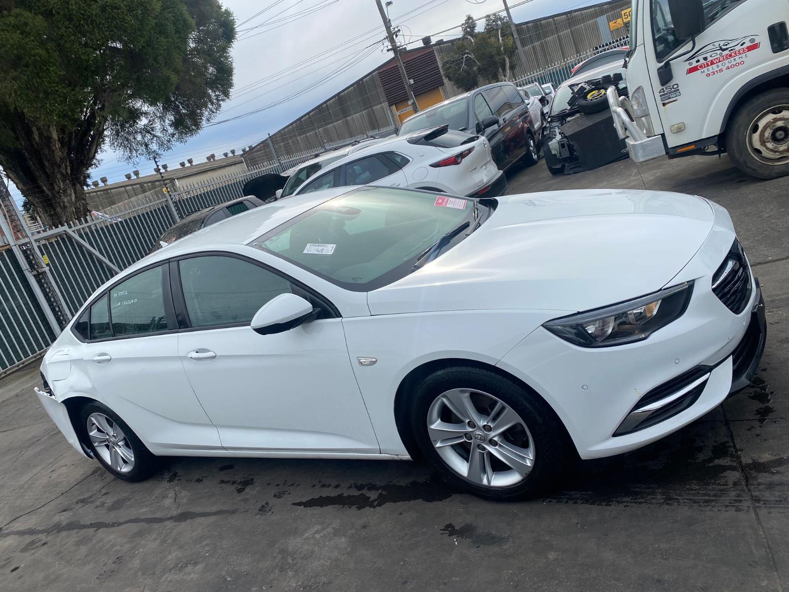 Fan Commodore Holden 2020