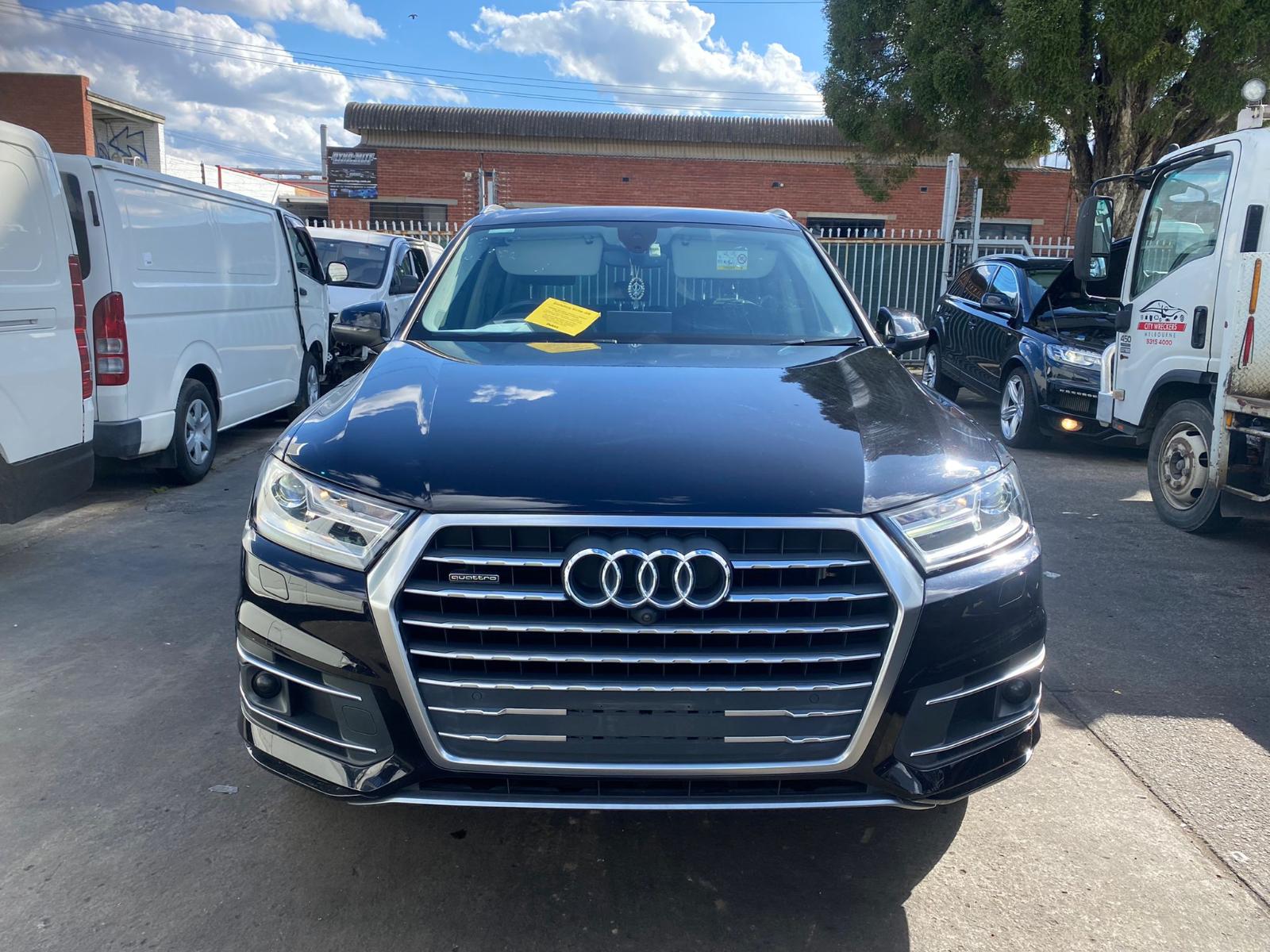 Door/Tailgate Seal Q7 Audi 2017