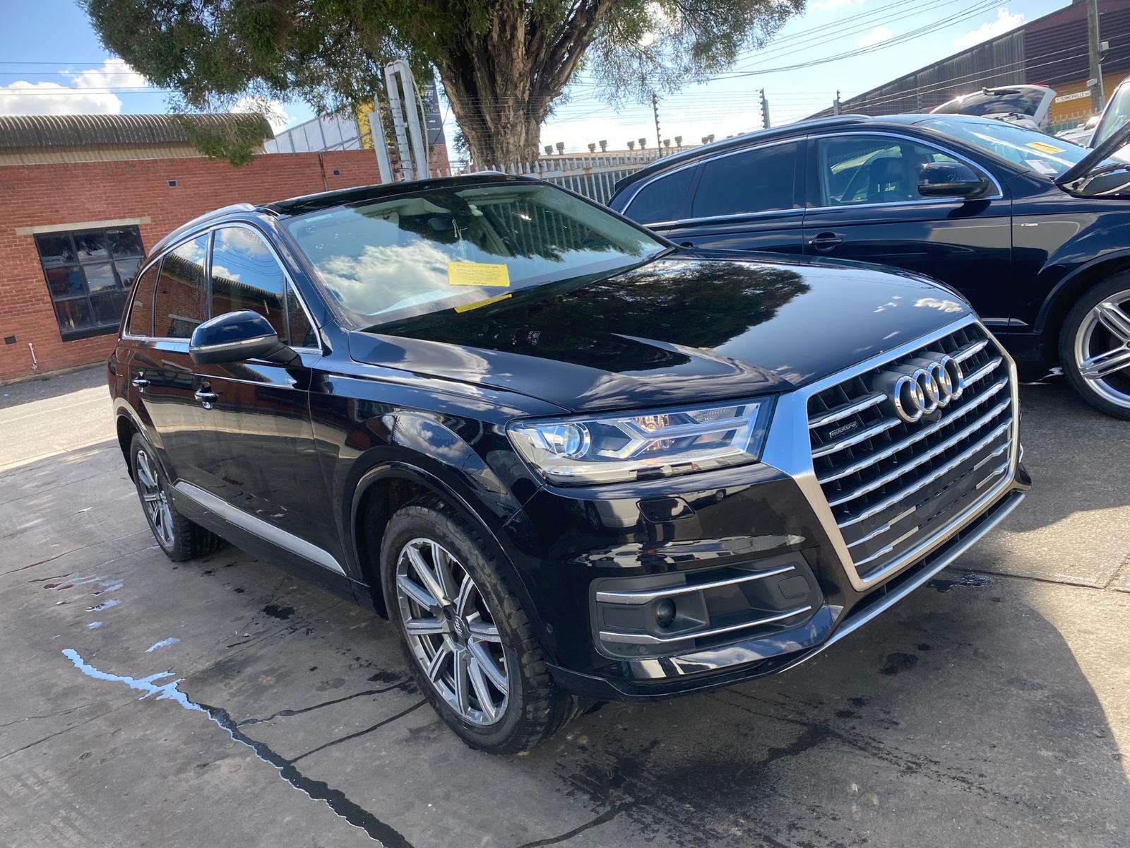 Door/Tailgate Seal Q7 Audi 2017