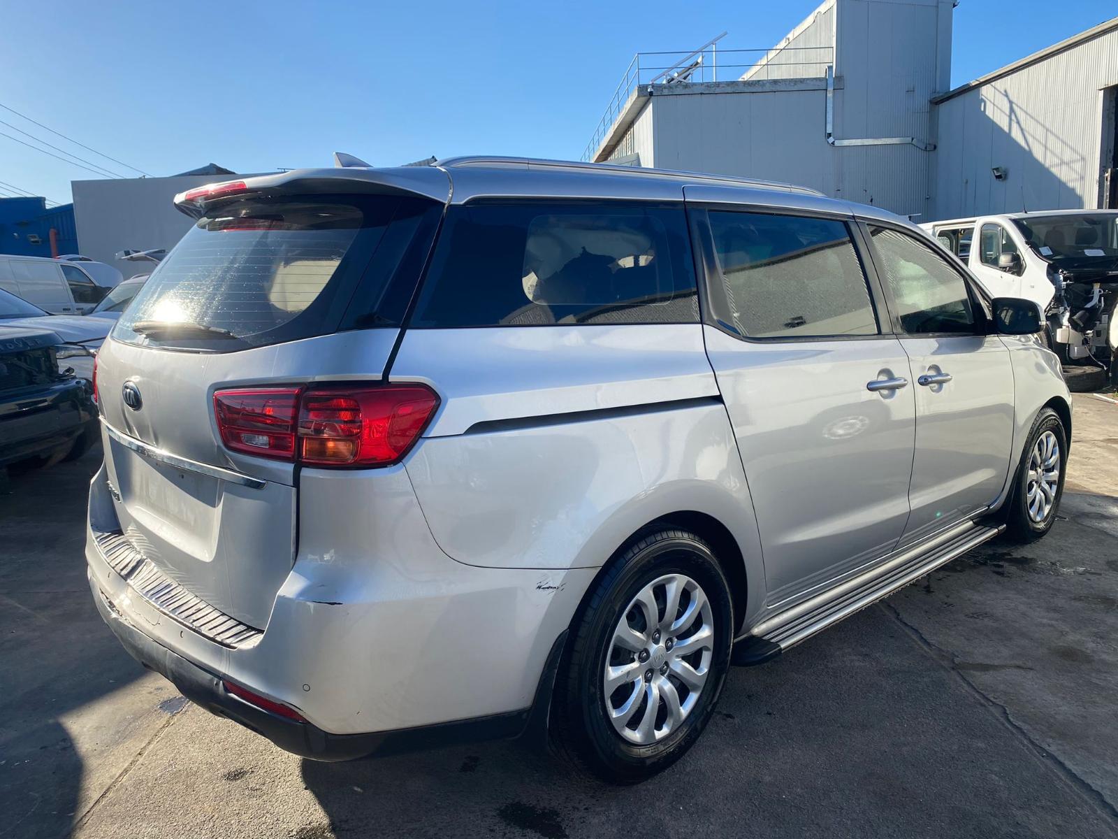 Right Rear Door Sliding Carnival/grand Carnival Kia 2018 Right Rear Door Sliding Carnival/grand Carnival Kia 2018