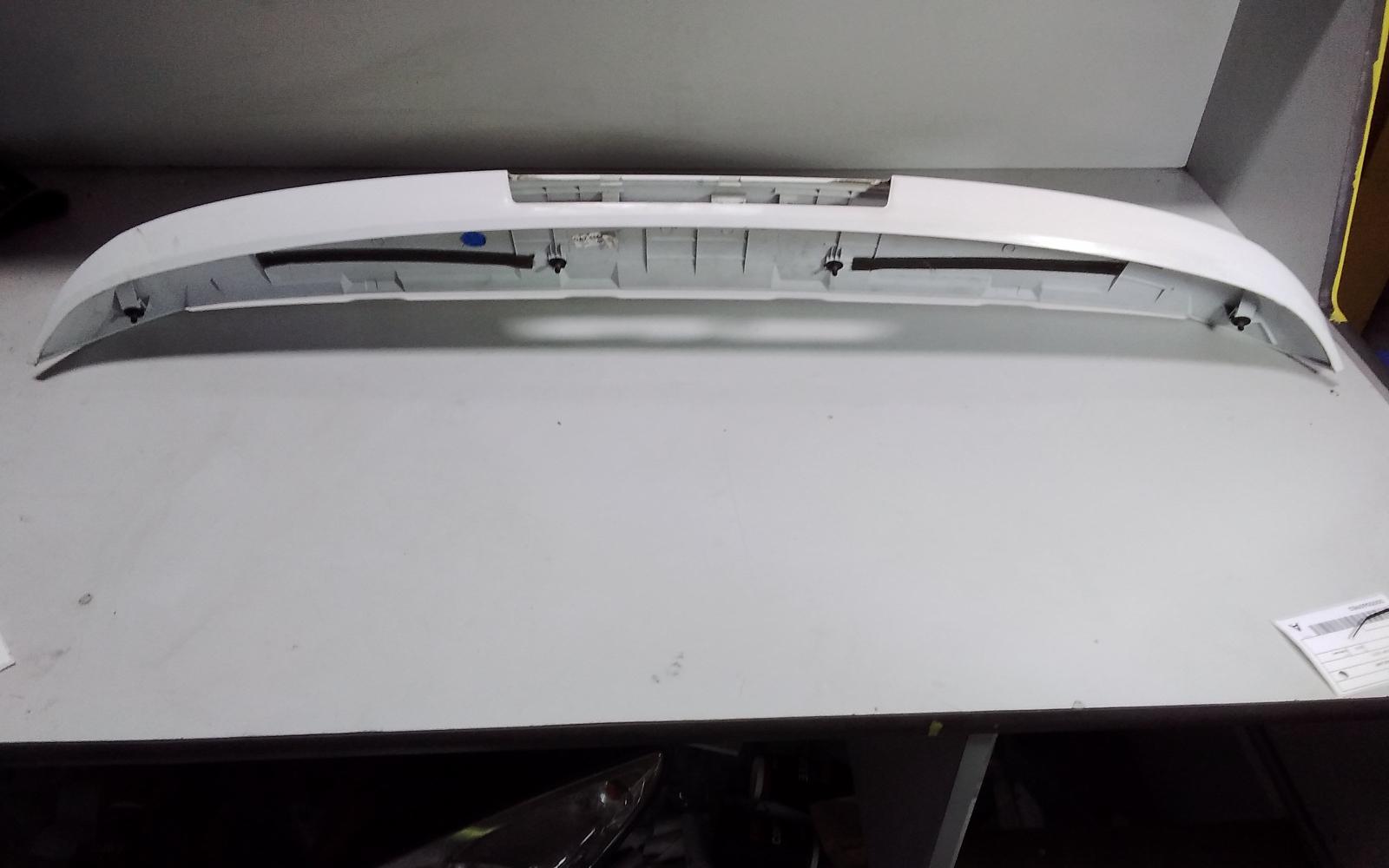 Rear Spoiler Captiva Holden 2015